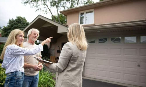 4 Quick & Easy Ways To Tell When Your Roof Was Replaced